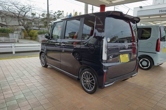 ホンダN-BOXカスタム JF3 ホンダカーズ神奈川 右リヤのハブボルト全交換: グリーゼ581h