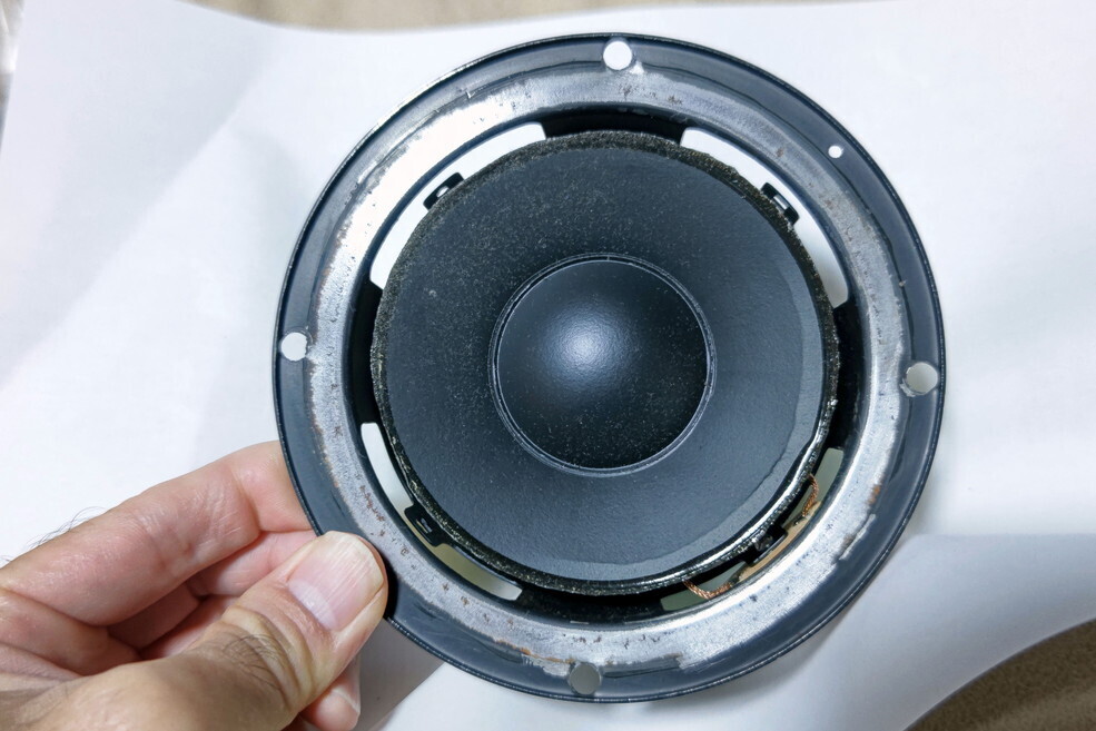 JBL CM52 Controlスピーカー × 4本 エッジ張り替え PART1: グリーゼ581h