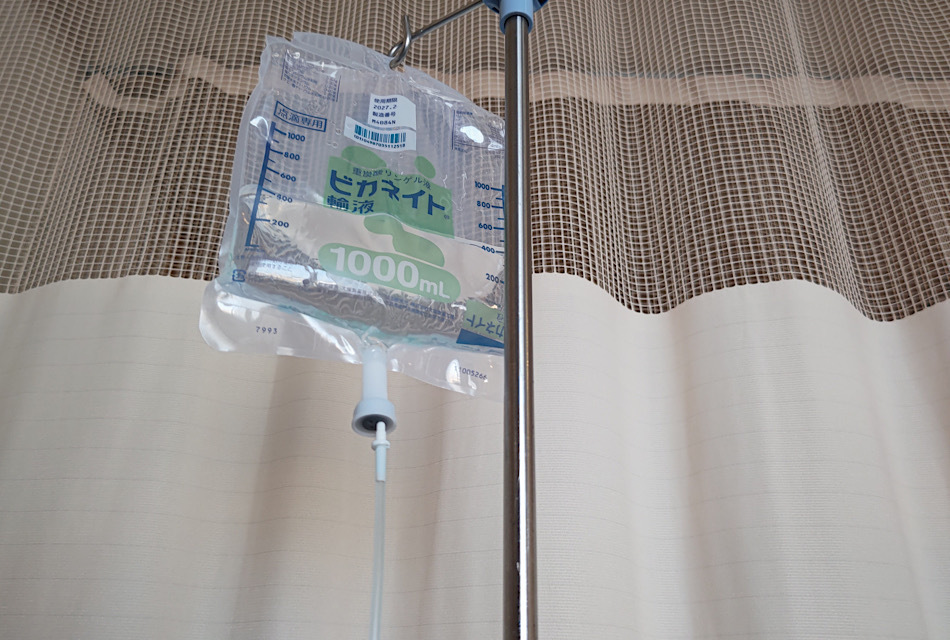 左大腿骨 抜釘手術 術後1日: グリーゼ581h